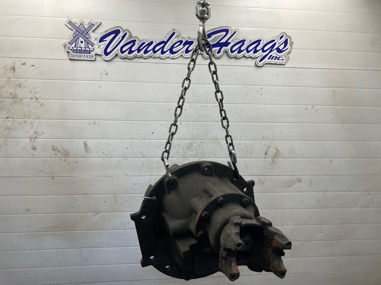 AVC95013281 | Meritor RR20140 Rear Differential | Carrier Assembly for Sale