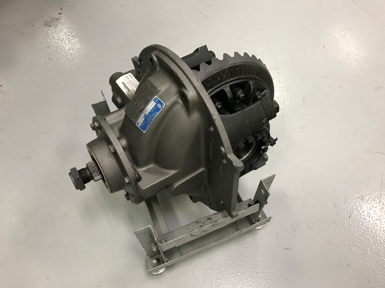 RRL20145-358 | Meritor RR22145 Rear Differential | Carrier Assembly for Sal