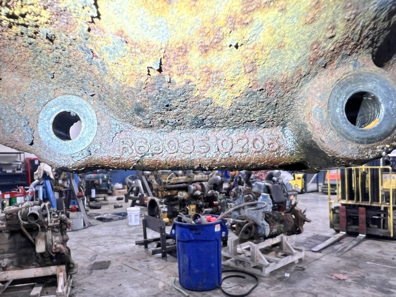 Detroit RS19.0-2 Rear Differential | Carrier Assembly for Sale