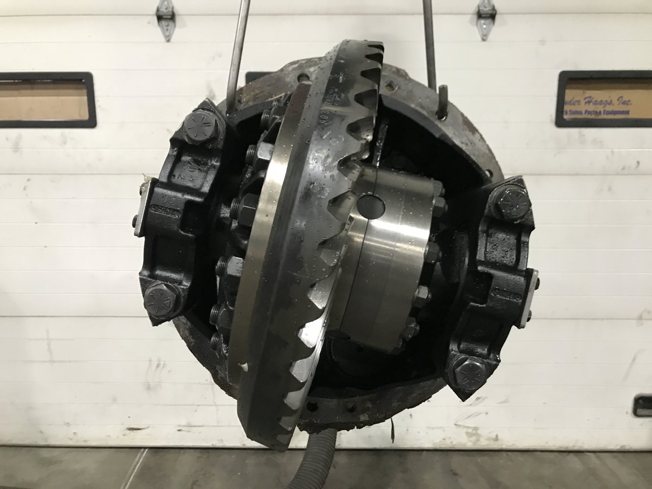 Meritor RS30380 Rear Differential | Carrier Assembly for Sale