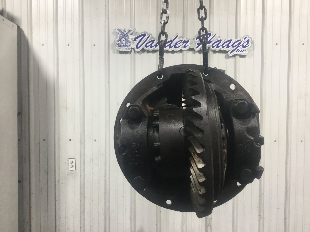 508302 | PN 127479 Rear Differential | Carrier Assembly for Sale