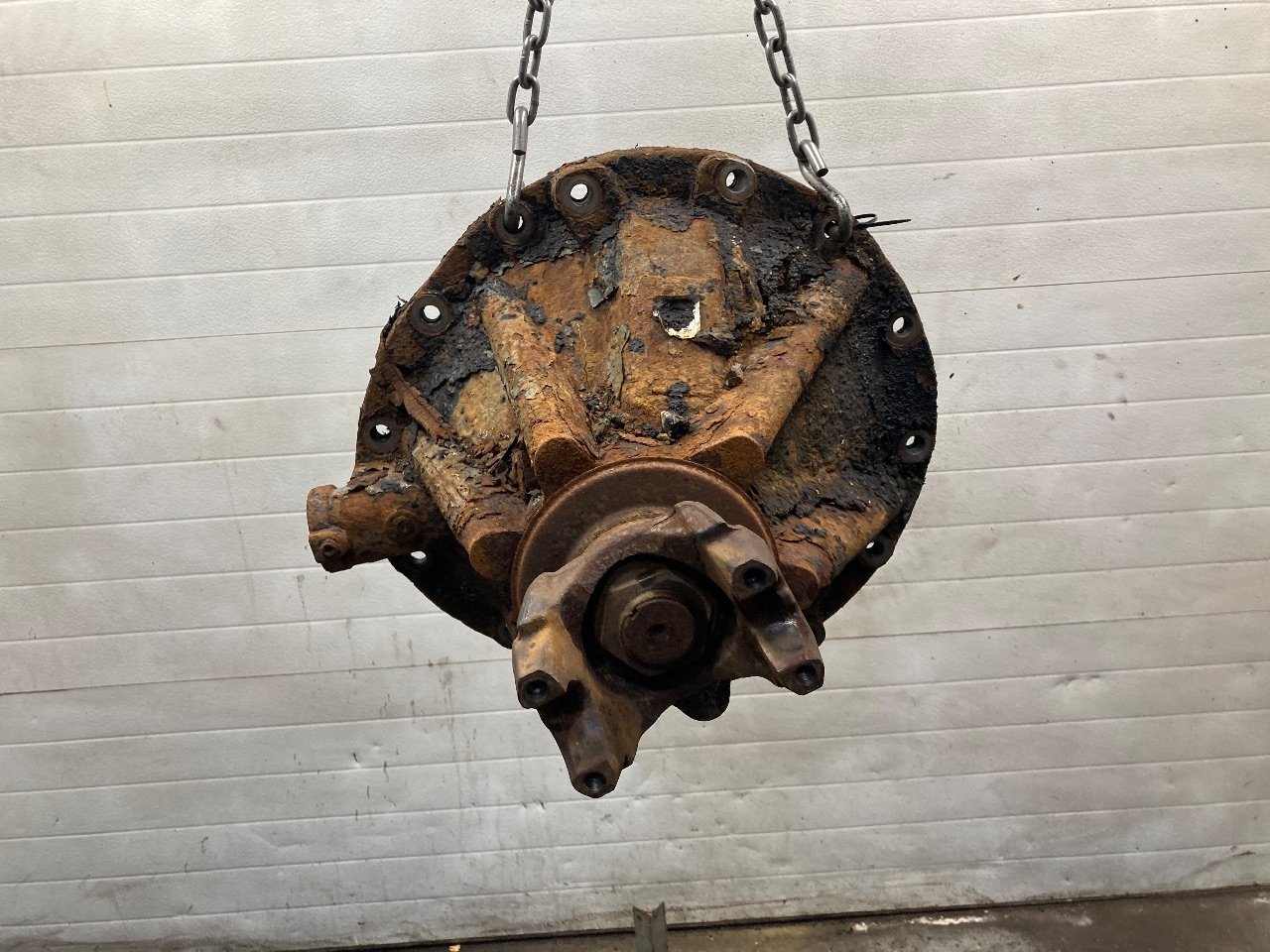 Eaton R190 Rear Differential | Carrier Assembly for Sale
