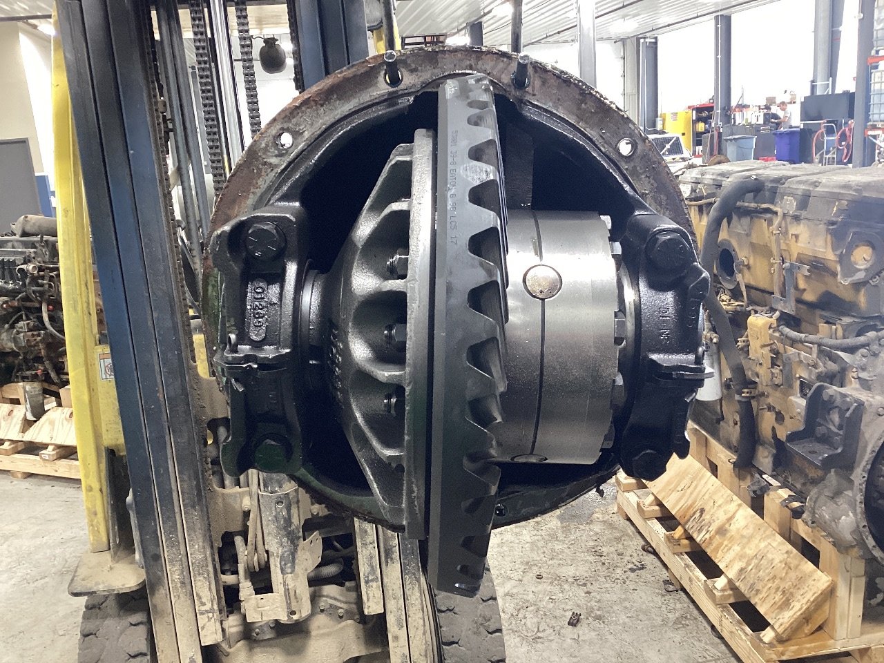 Eaton RS462 Rear Differential | Carrier Assembly for Sale
