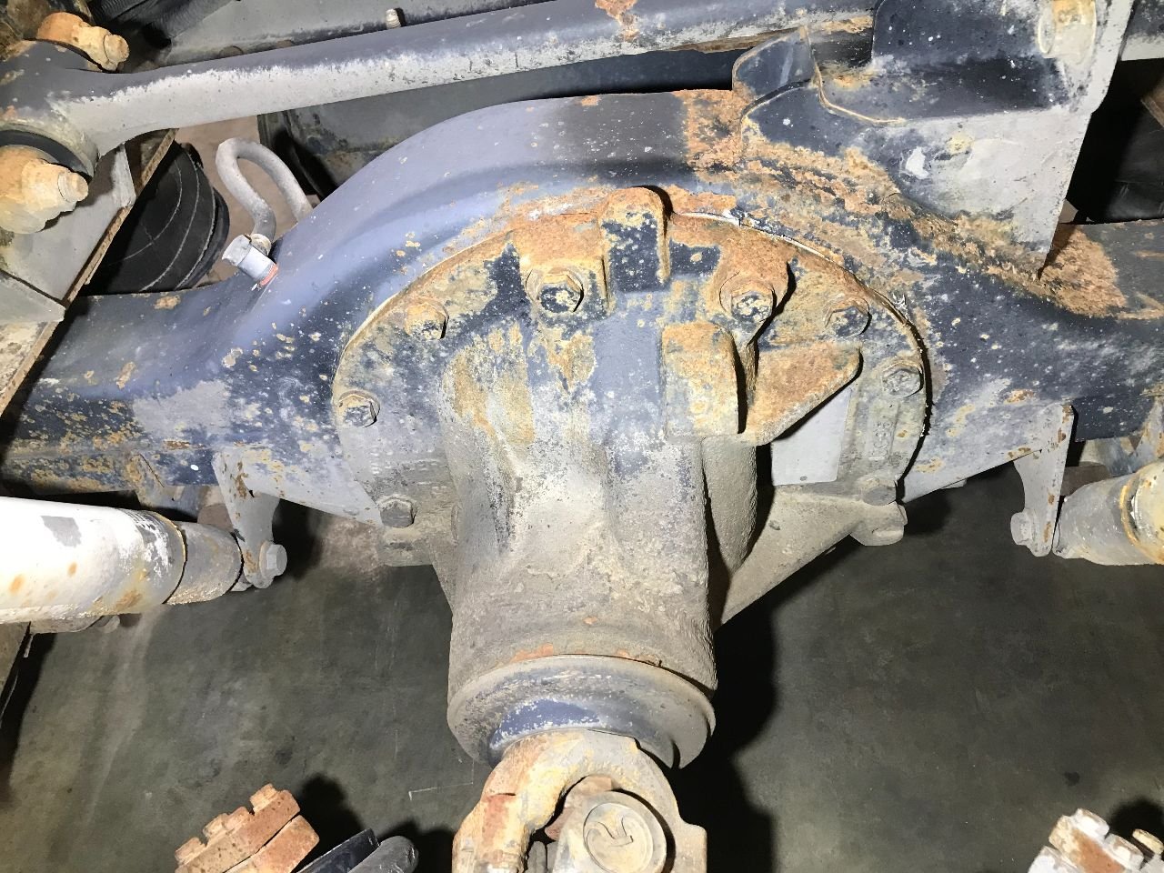 Spicer S110L Rear Differential | Carrier Assembly for Sale