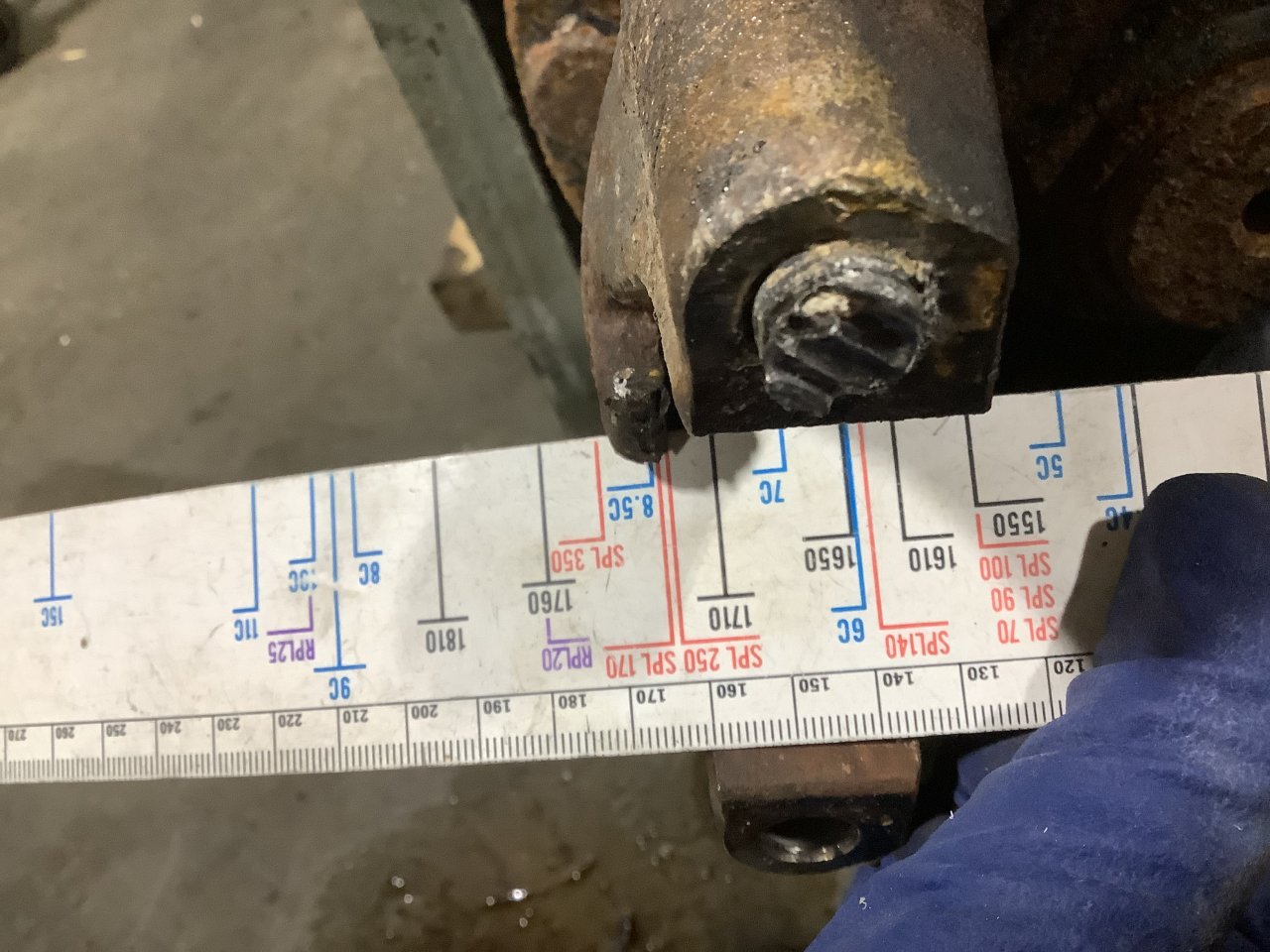 GM T170 Rear Differential Assembly for Sale