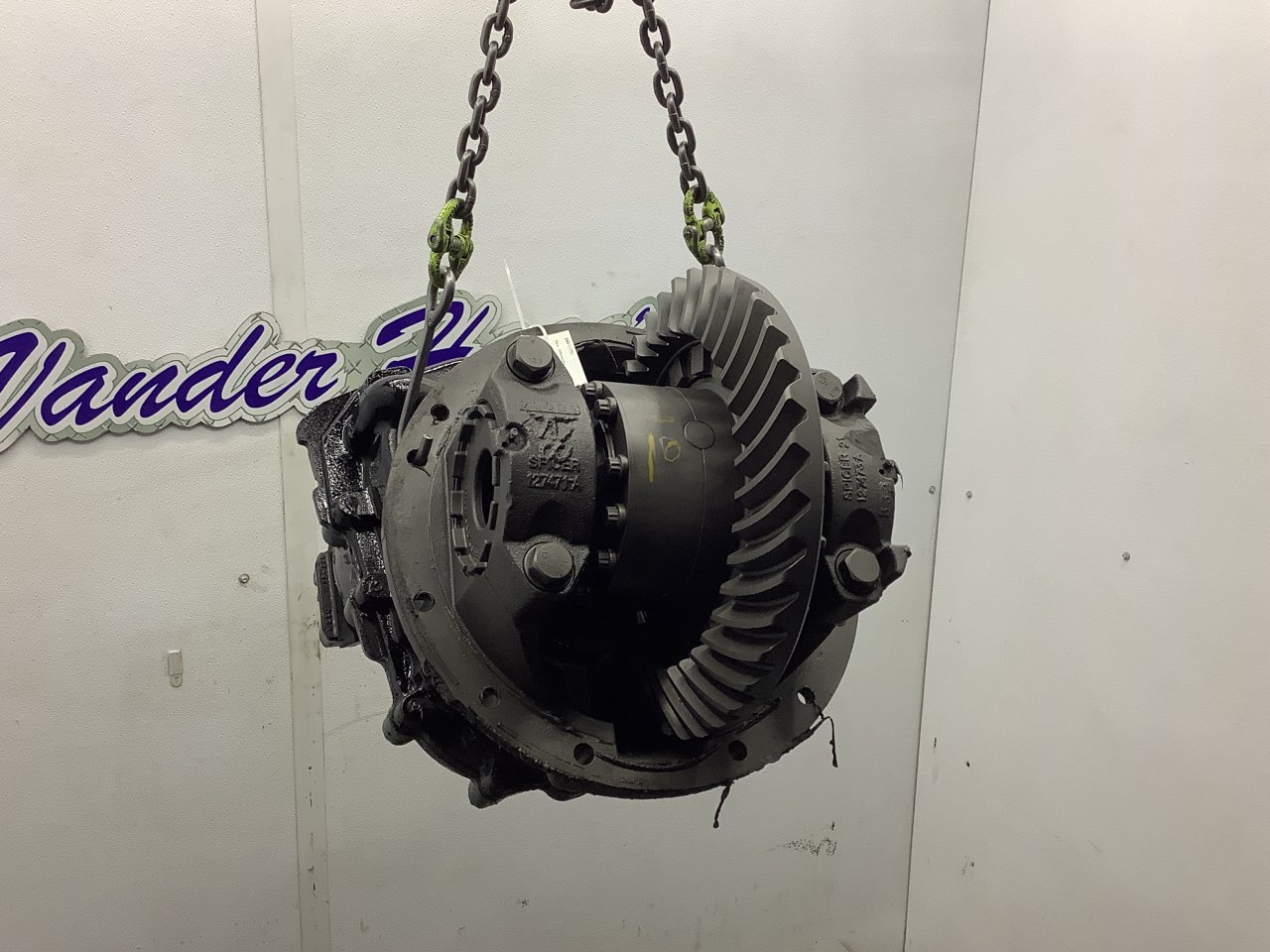 Eaton DS404 Front Differential Assembly for Sale