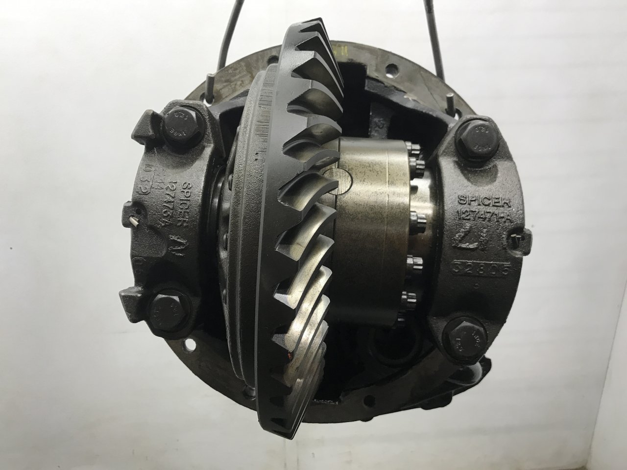 H991616946 | Eaton DD454 Front Carrier | Differential Assembly for Sale