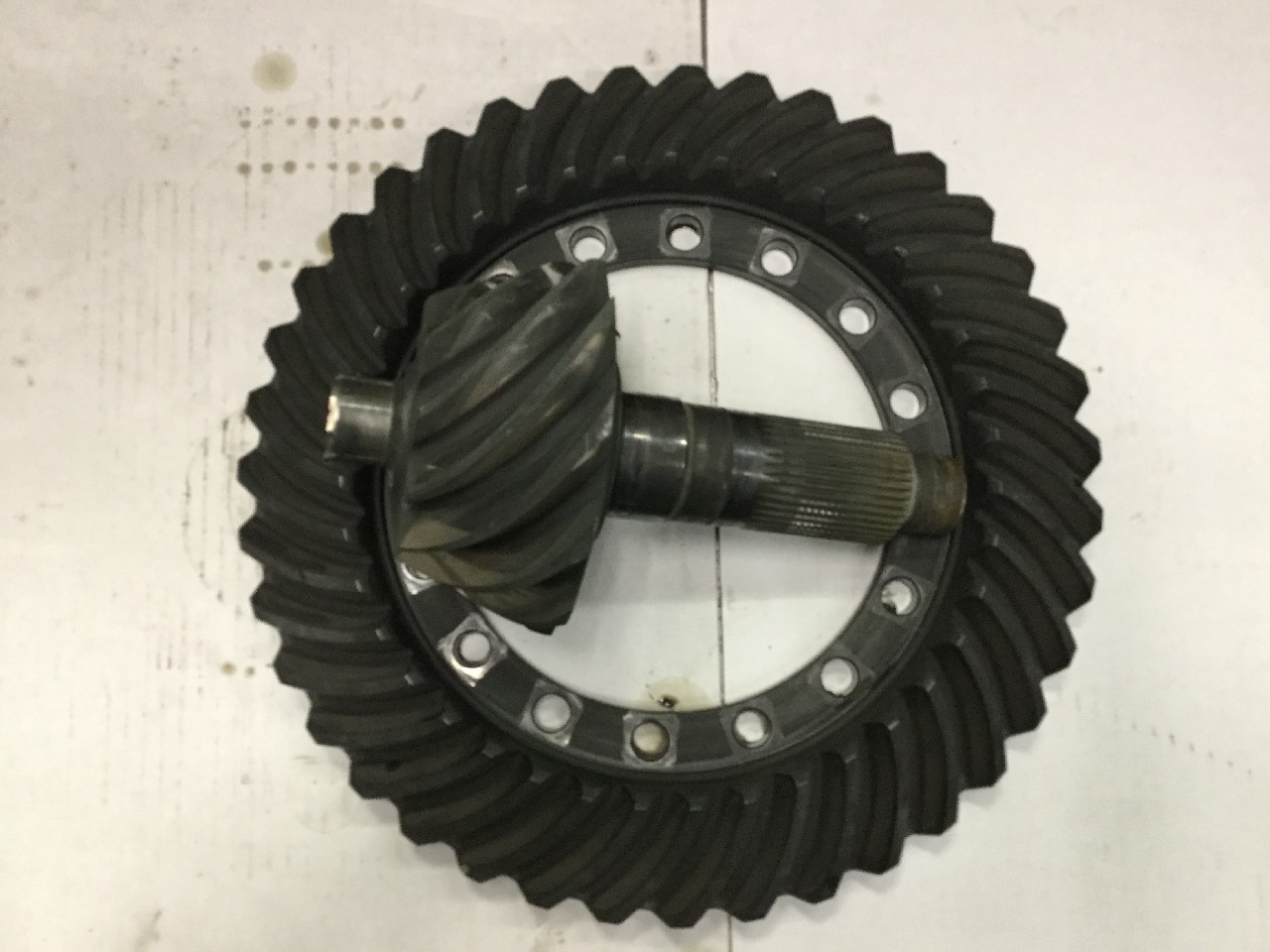 513370 | Eaton RS404 Ring Gear and Pinion for Sale