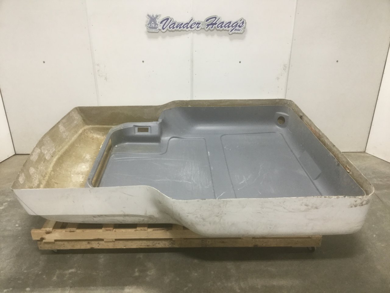 Freightliner FLD120 Roof Assembly for Sale