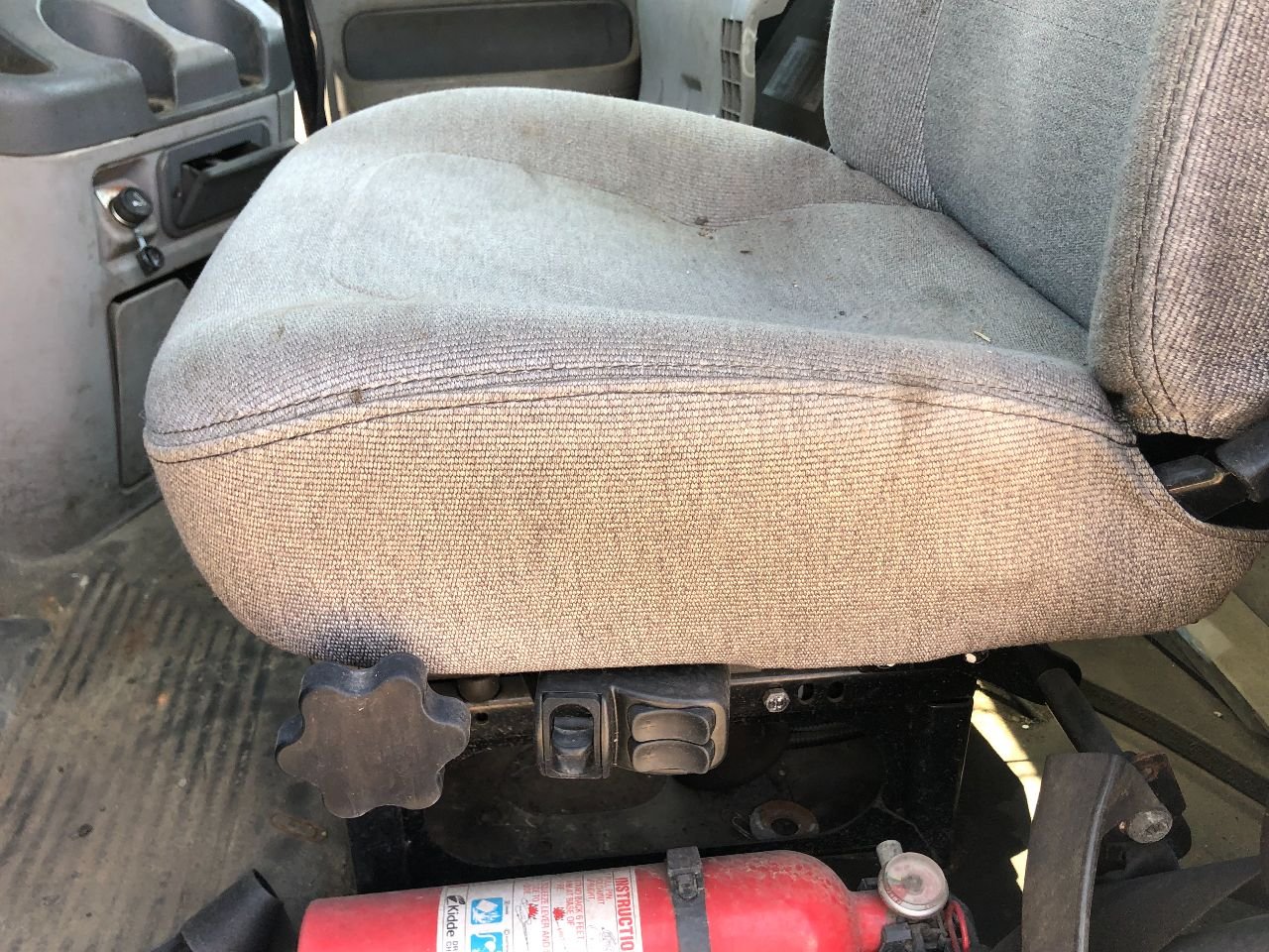 189800FA635 | Freightliner COLUMBIA 112 Air Ride Seat for Sale