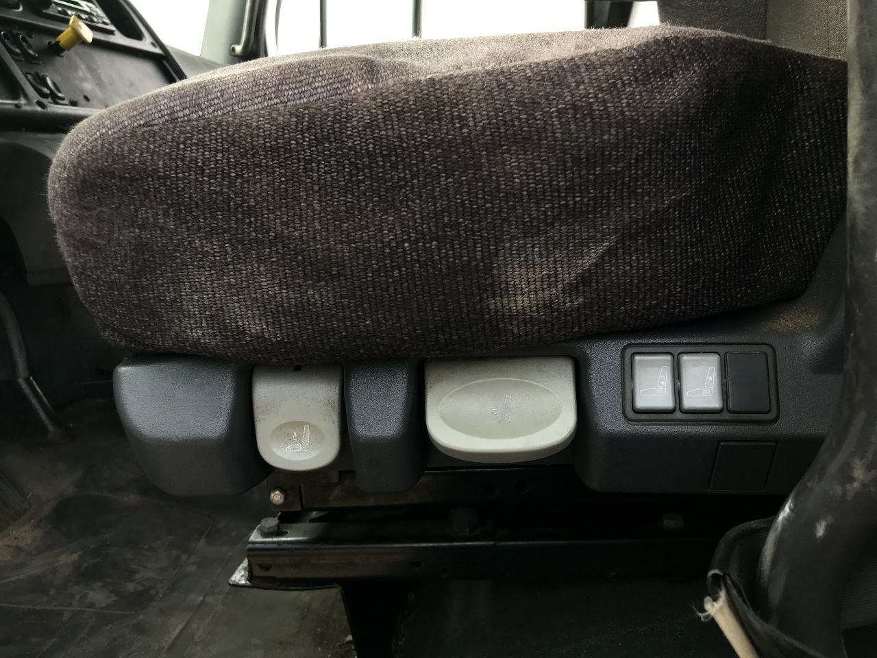 188900FW31 | Freightliner M2 106 Air Ride Seat for Sale