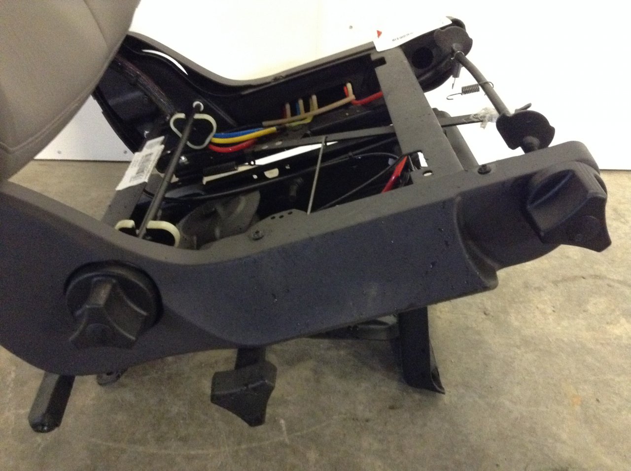 Freightliner M2 106 Air Ride Seat for Sale