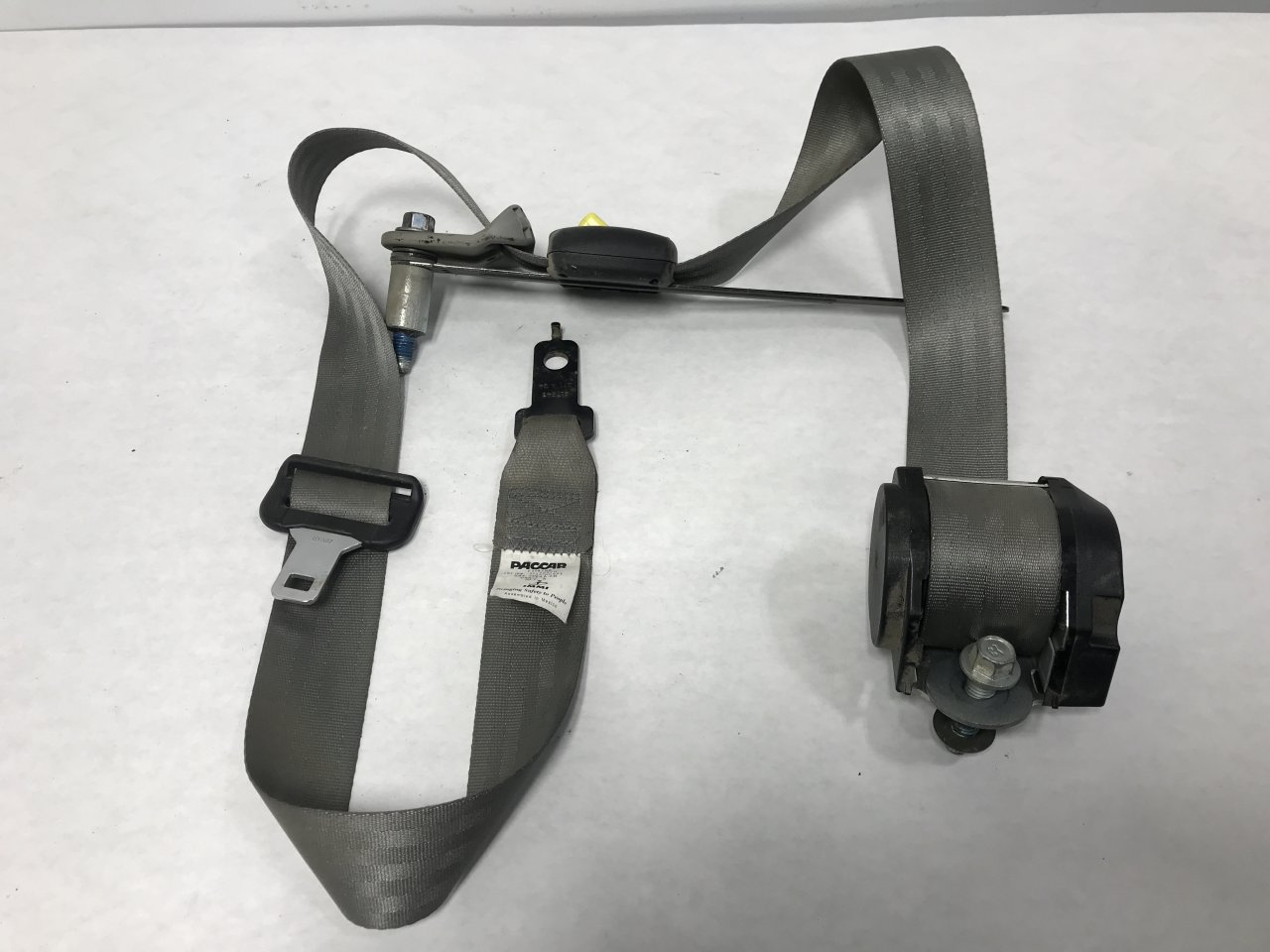 S84-1087-00671 | Kenworth T680 Seat Belt Assembly for Sale