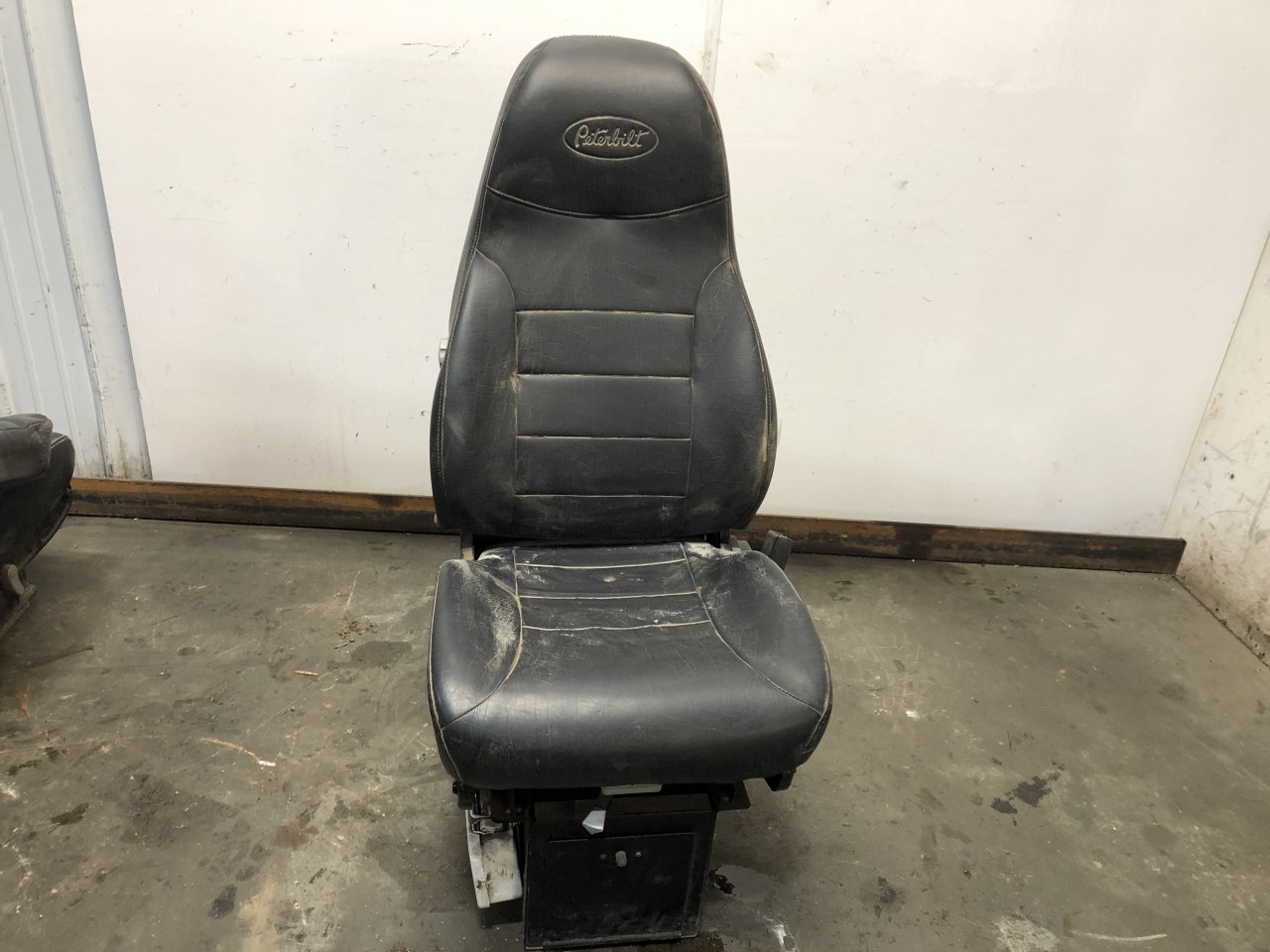 Peterbilt 365 Seat for Sale