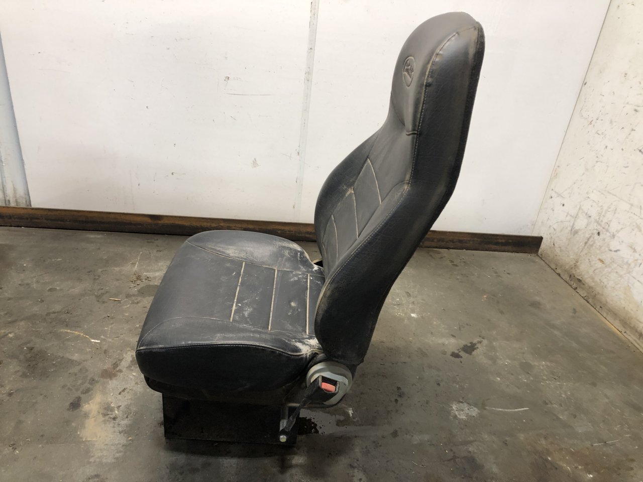 Peterbilt 365 Seat for Sale