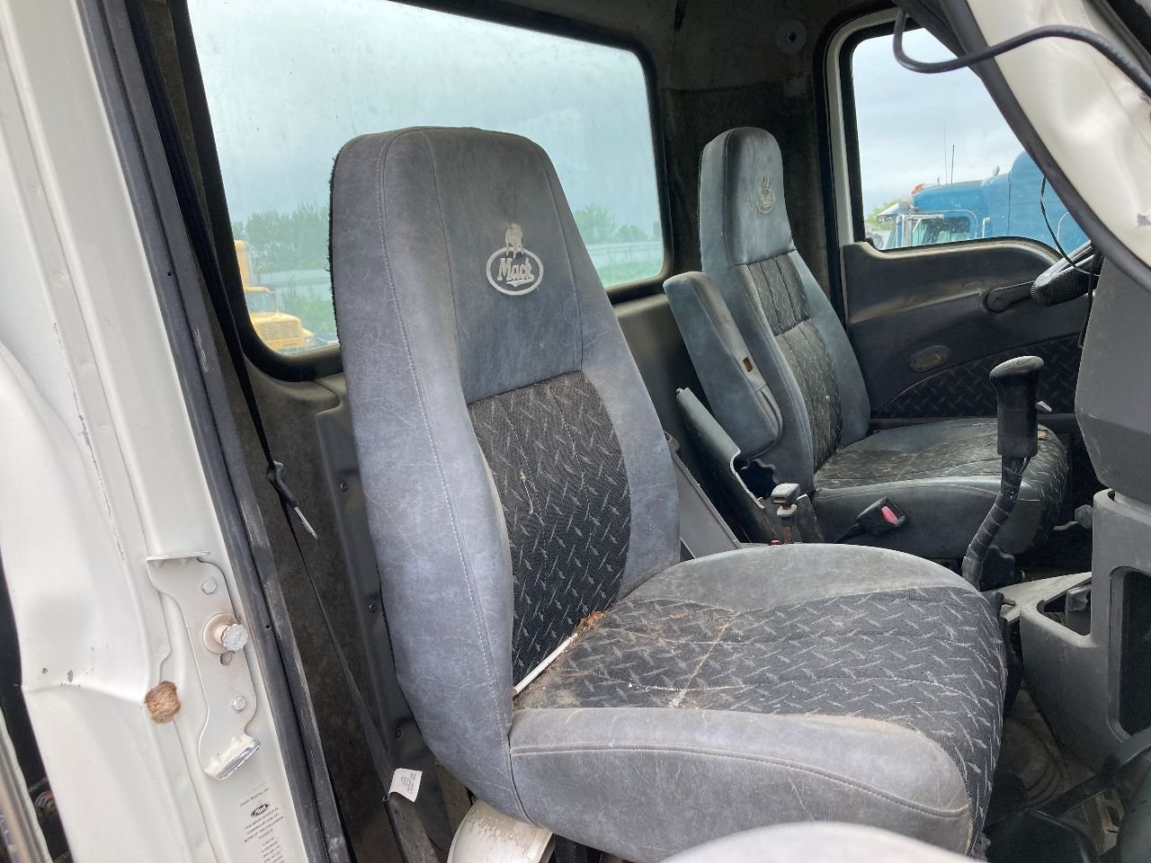 Mack CTP (GRANITE) Seat for Sale