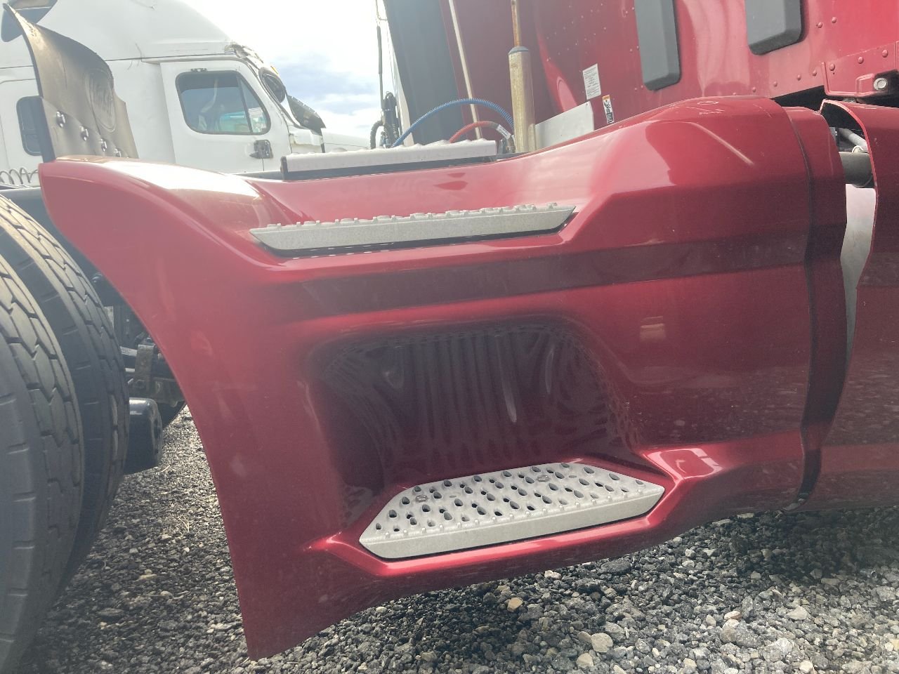 Peterbilt 579 Skirt for Sale