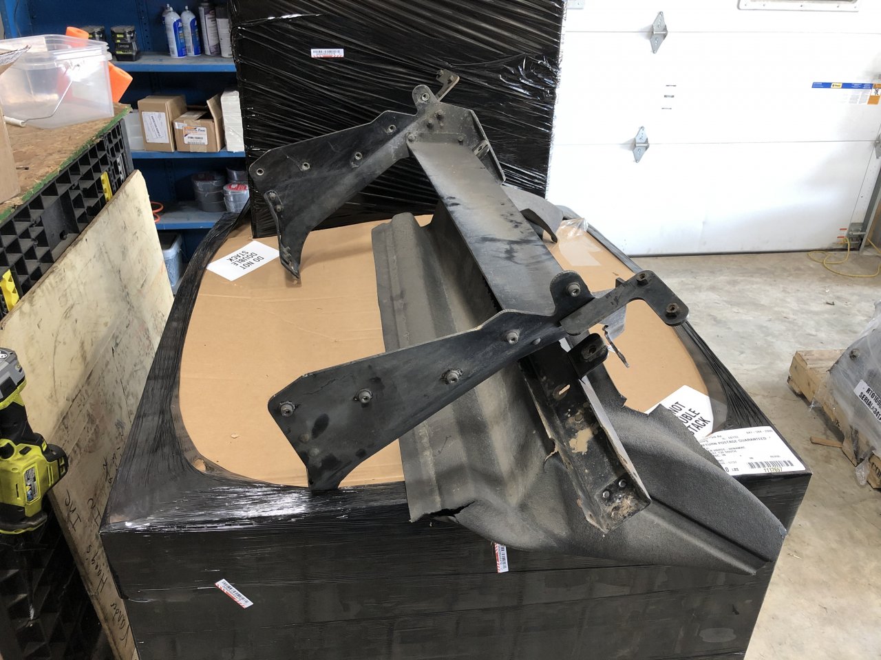 Kenworth T680 Chassis Fairing for Sale