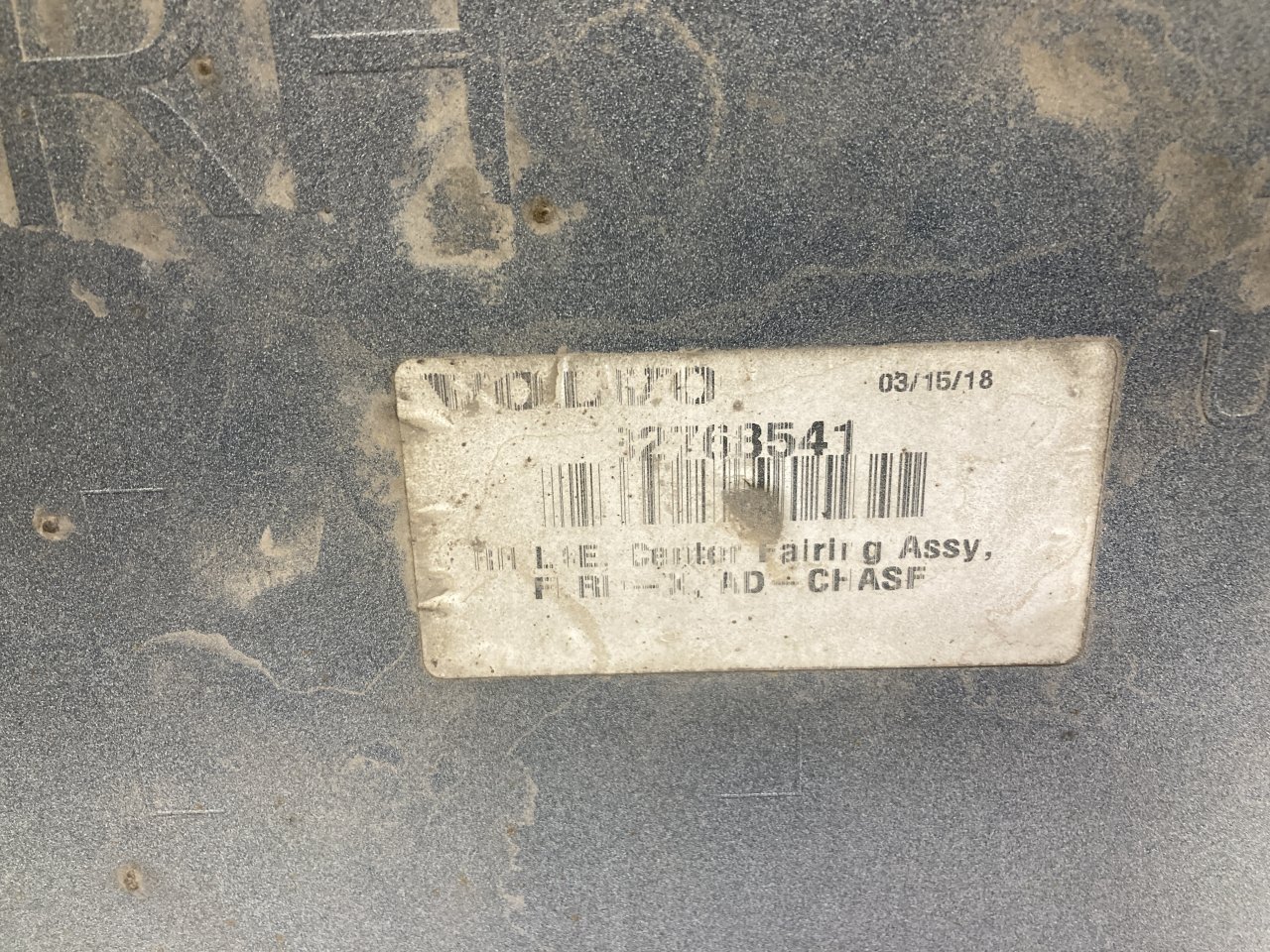 82768541 | Volvo VNL Skirt for Sale