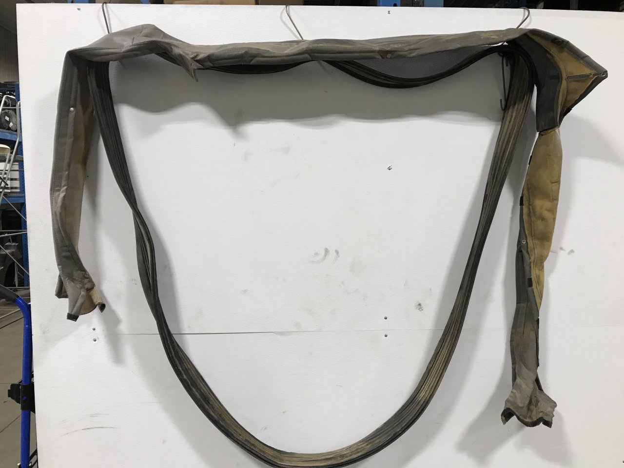 6010M001-1A251 | Peterbilt 367 Sleeper Boot for Sale