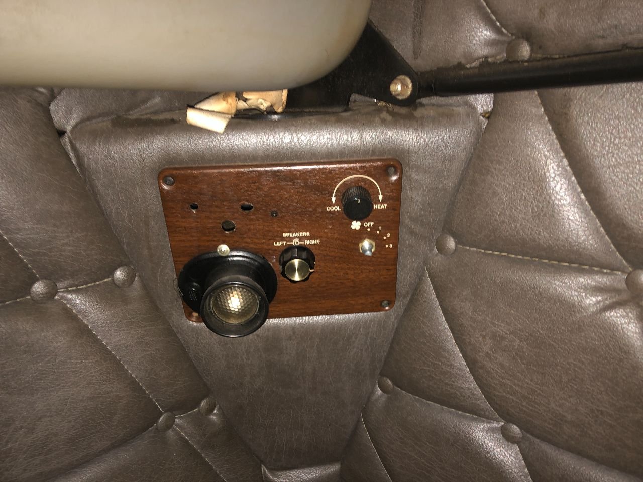 Freightliner CLASSIC XL Sleeper Control for Sale