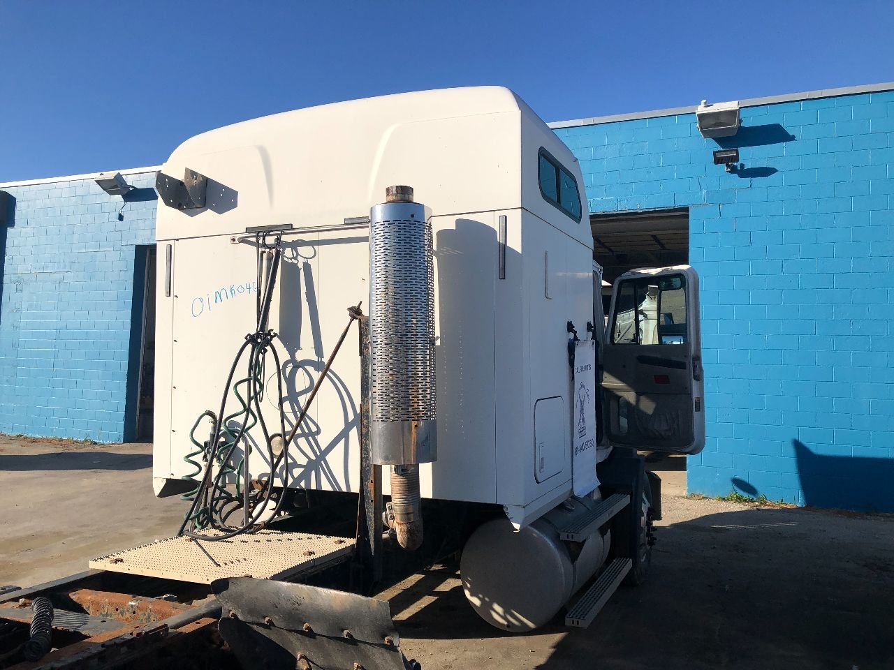 Mack CX VISION Cab Sleeper for Sale