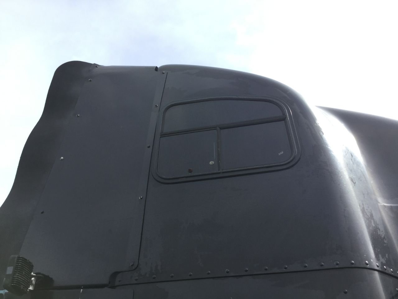 Freightliner FLD112 Window for Sale