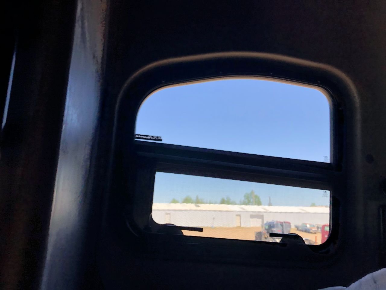 A18-66380-001 | Freightliner FLD120 CLASSIC Sleeper Window for Sale