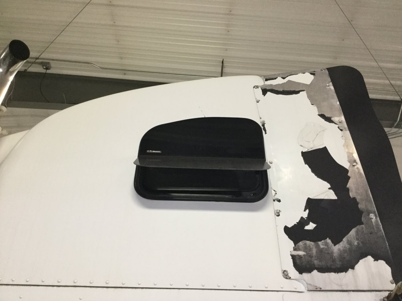 A18-66380-000 | Freightliner FLD120 CLASSIC Sleeper Window for Sale