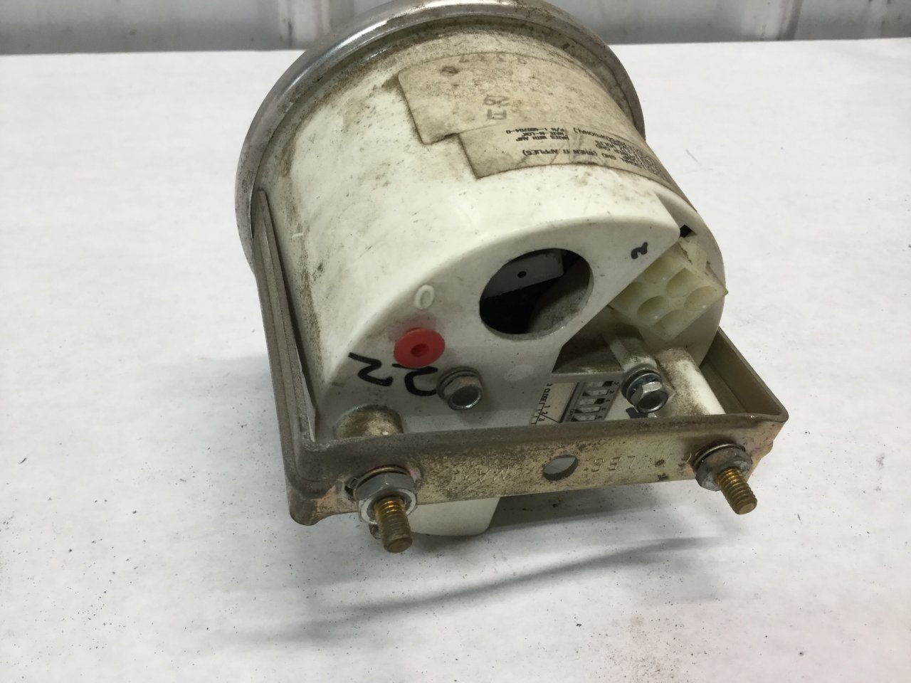 17-03148 | Peterbilt 379 Speedometer for Sale