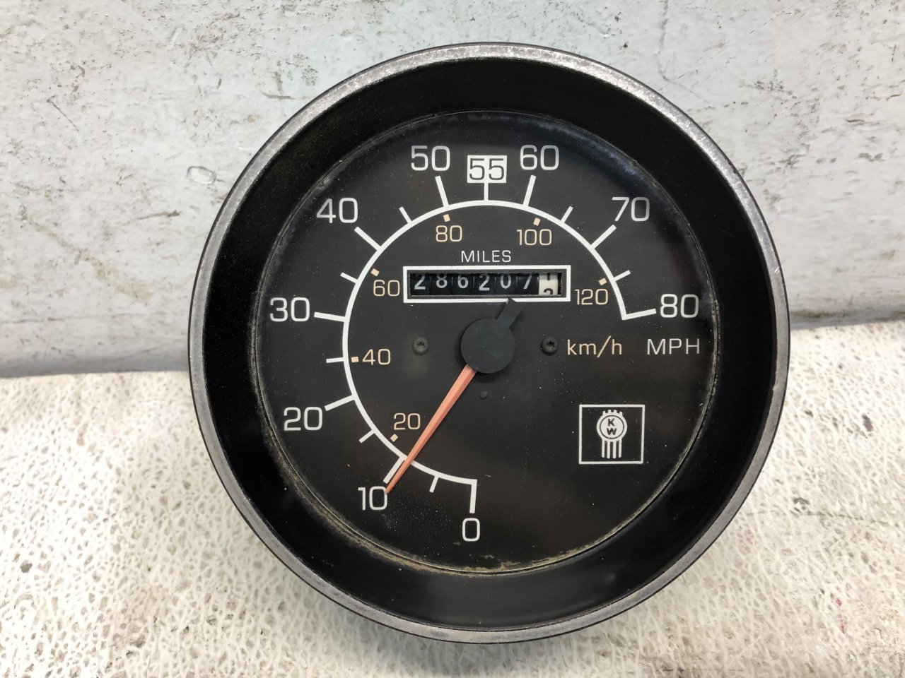 K152-471-1 | Kenworth T800 Speedometer for Sale