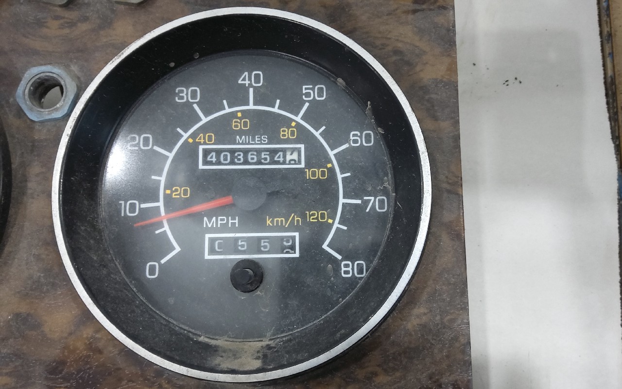 980B2 49734 | Kenworth T800 Speedometer for Sale