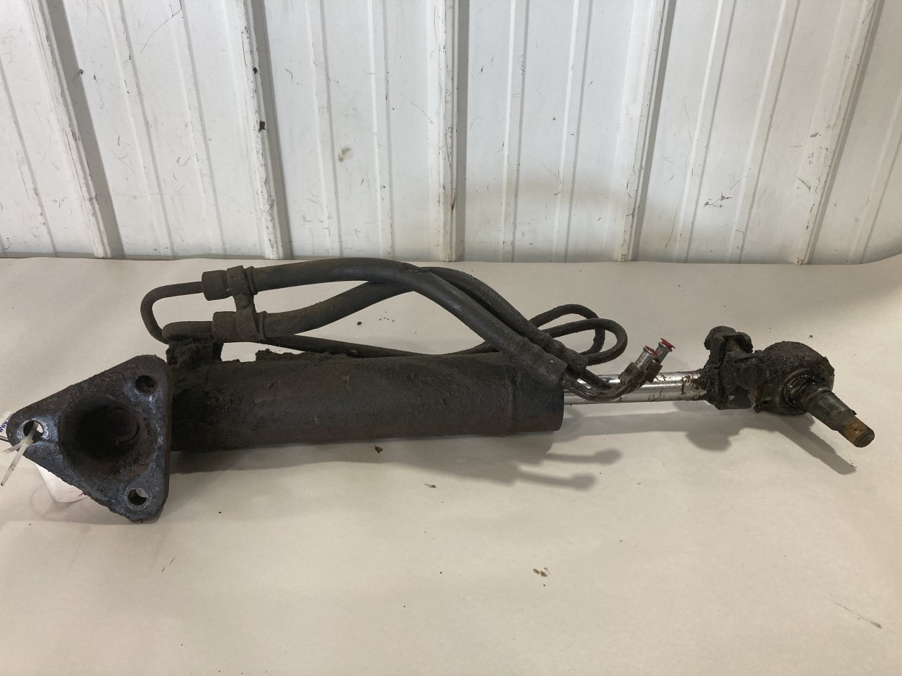 Saginaw 11" Steering Assist Cylinder for Sale