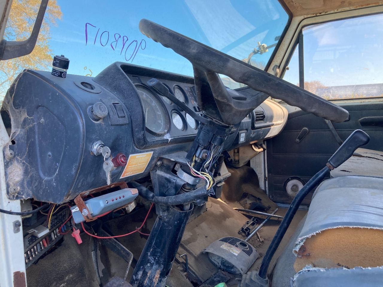 Peterbilt 200 LCF Steering Column for Sale