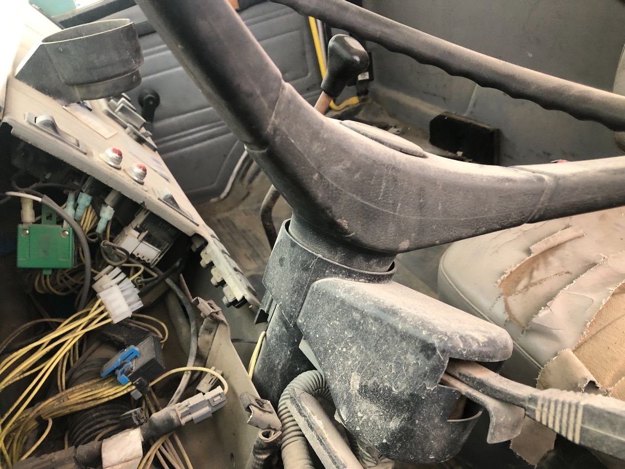 Freightliner FL50 Steering Column for Sale