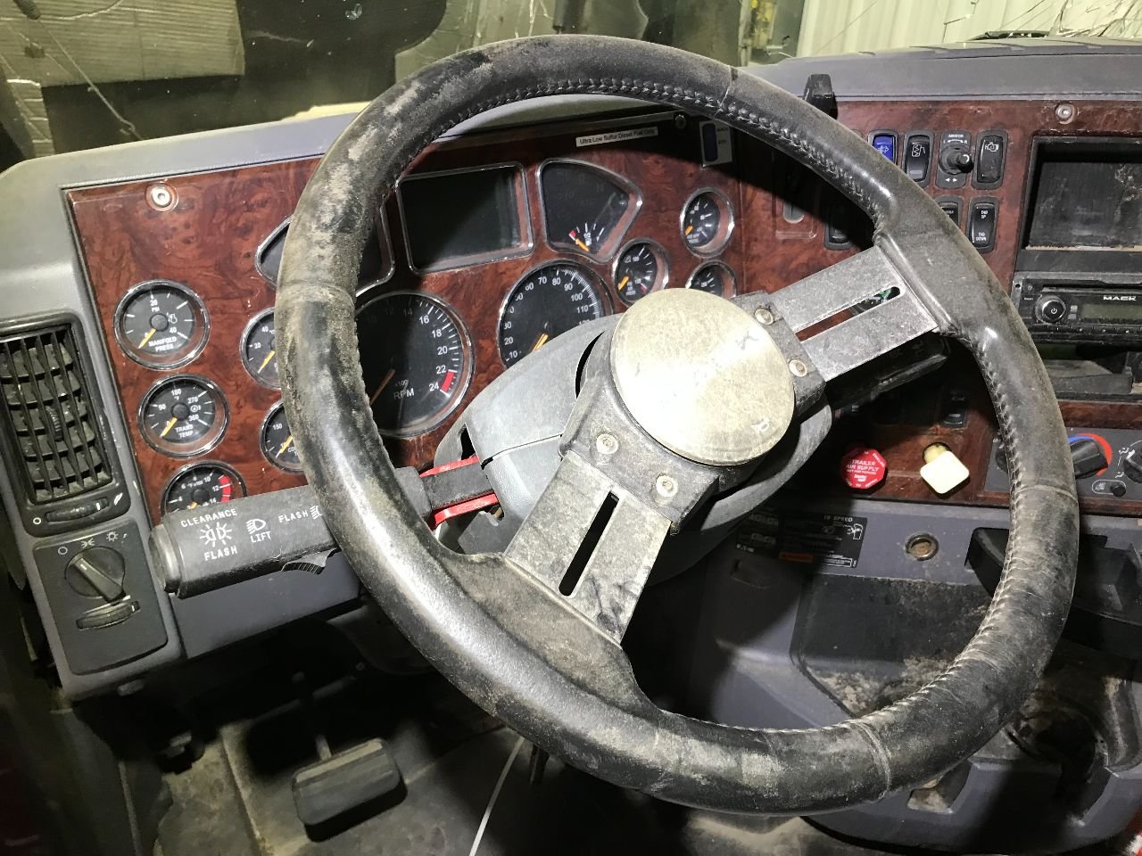 Mack GU813 Steering Column for Sale