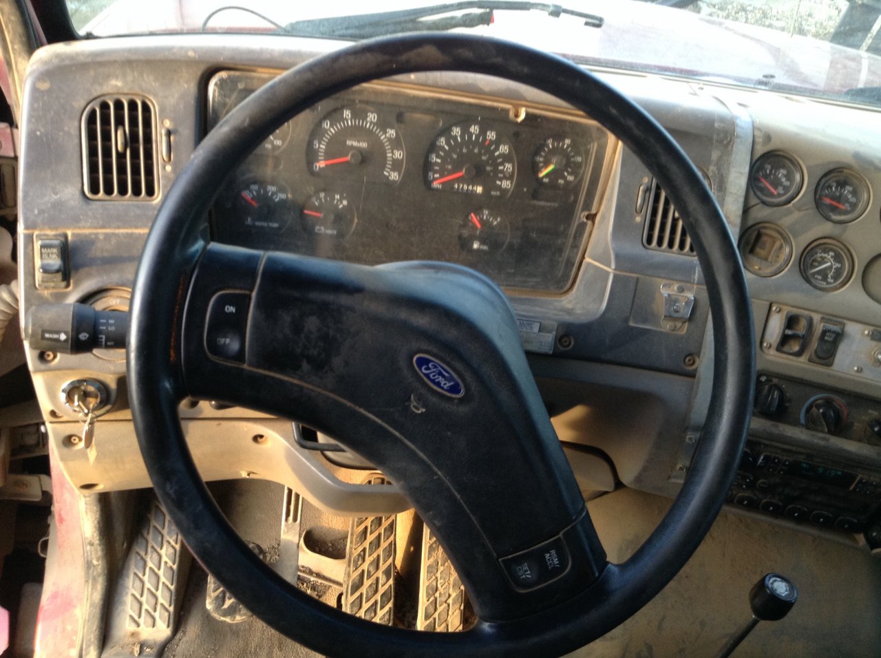 A14-13808-002 | Ford L9511 Steering Column for Sale