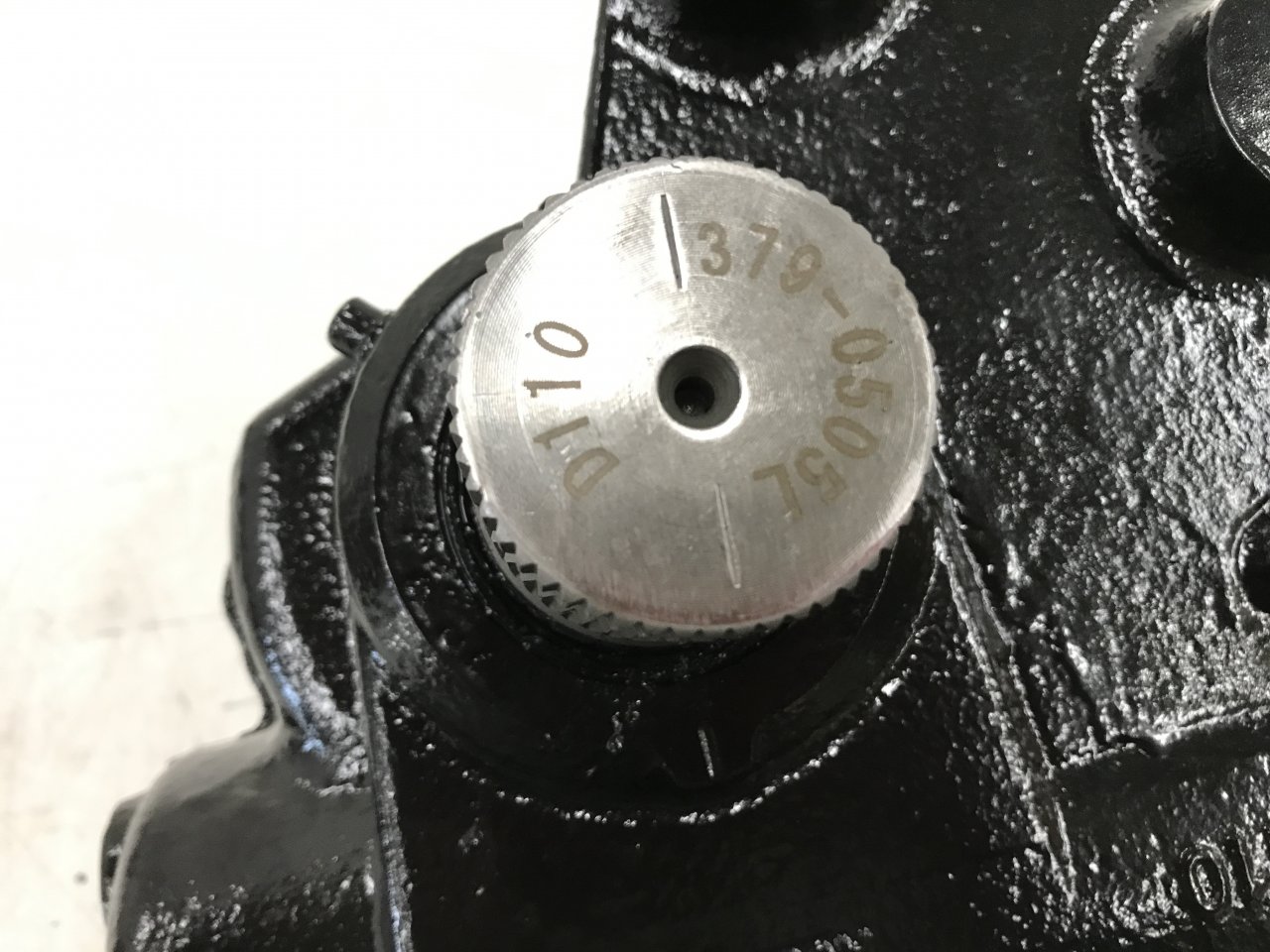 20447236 | Volvo VNL Steering Gear | Steering Rack for Sale