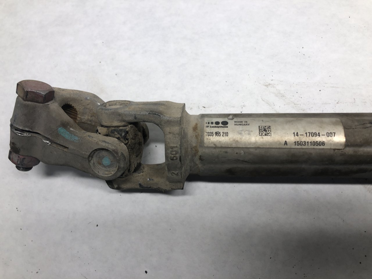Freightliner 122SD Steering Shaft for Sale