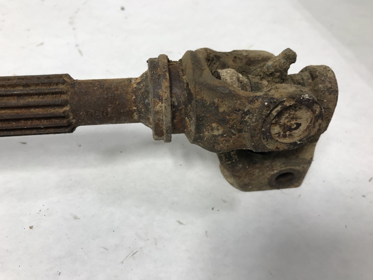 14-18545-001 | Western Star Trucks 4700 Steering Shaft for Sale
