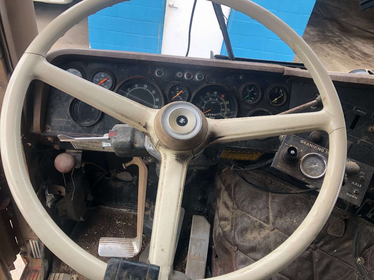 International 4070B Steering Wheel for Sale