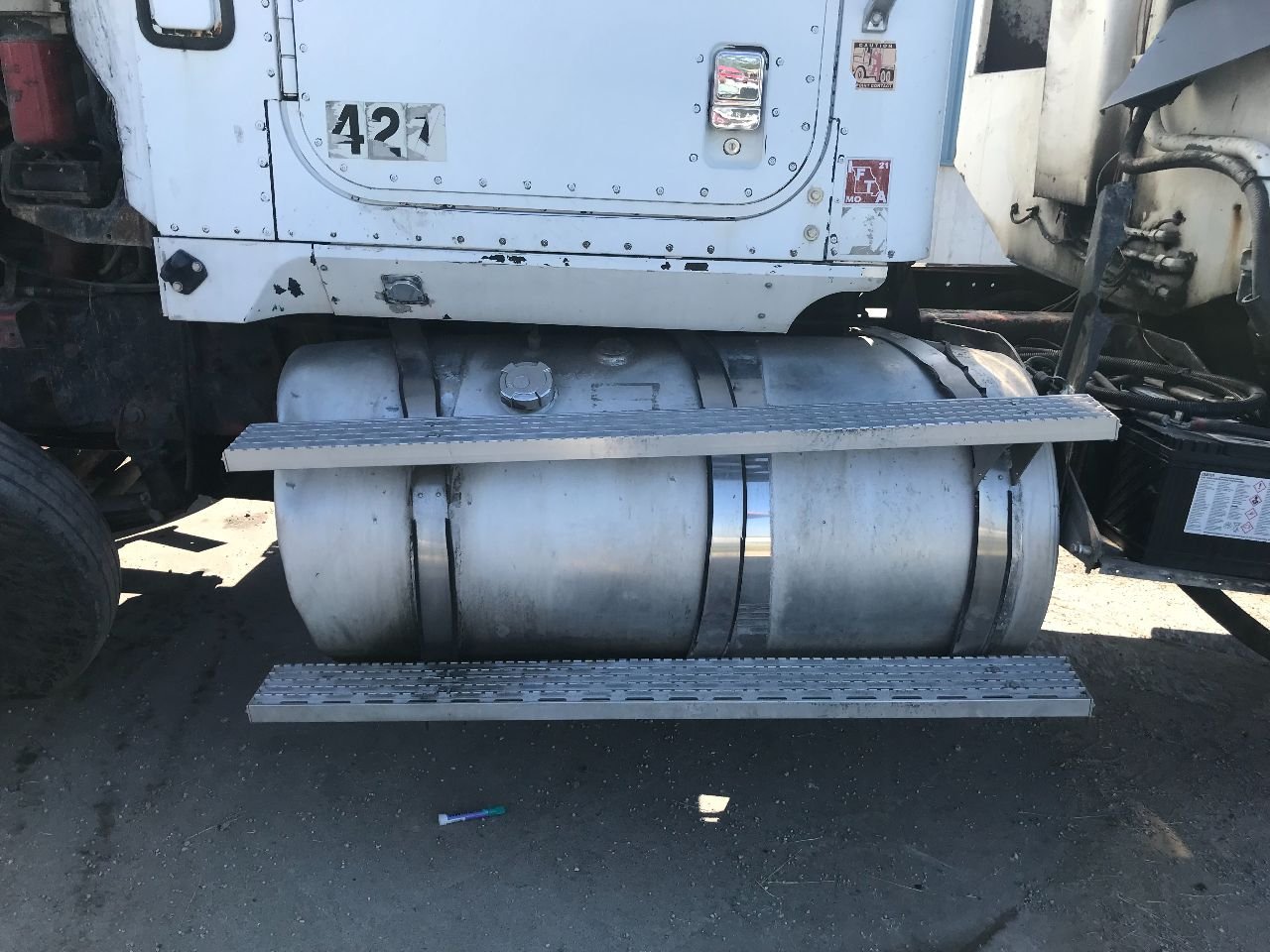 International 5900I Step (Frame, Fuel Tank, Faring) for Sale