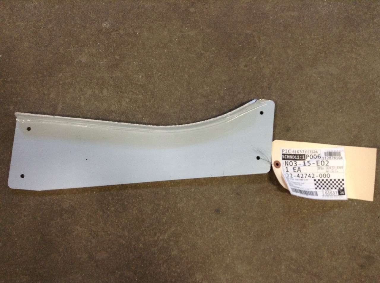 22-42742-000 | Freightliner COLUMBIA 120 Step (Frame, Fuel Tank, Faring) fo