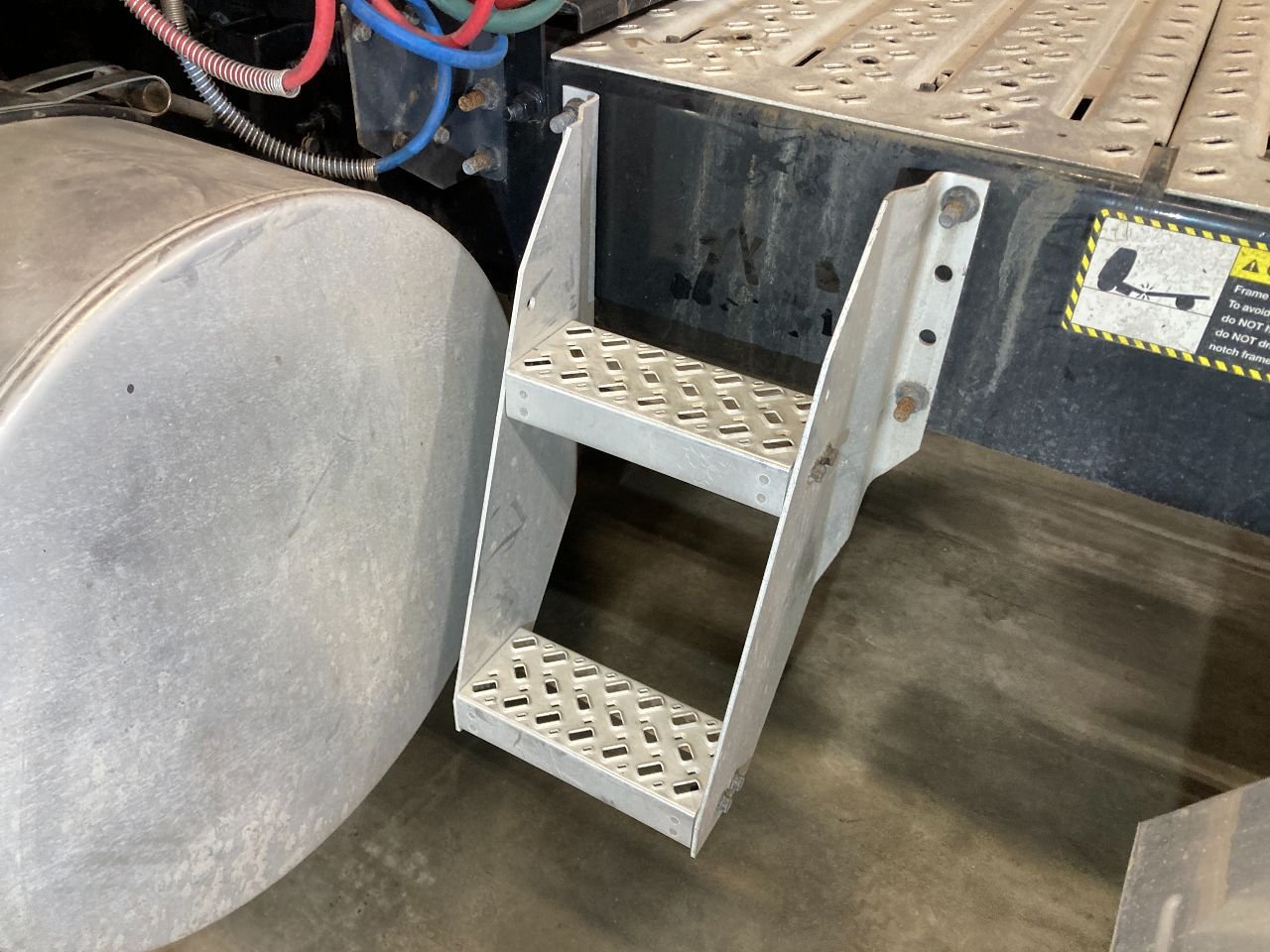 20836935 | Mack CXU613 Step (Frame, Fuel Tank, Faring) for Sale