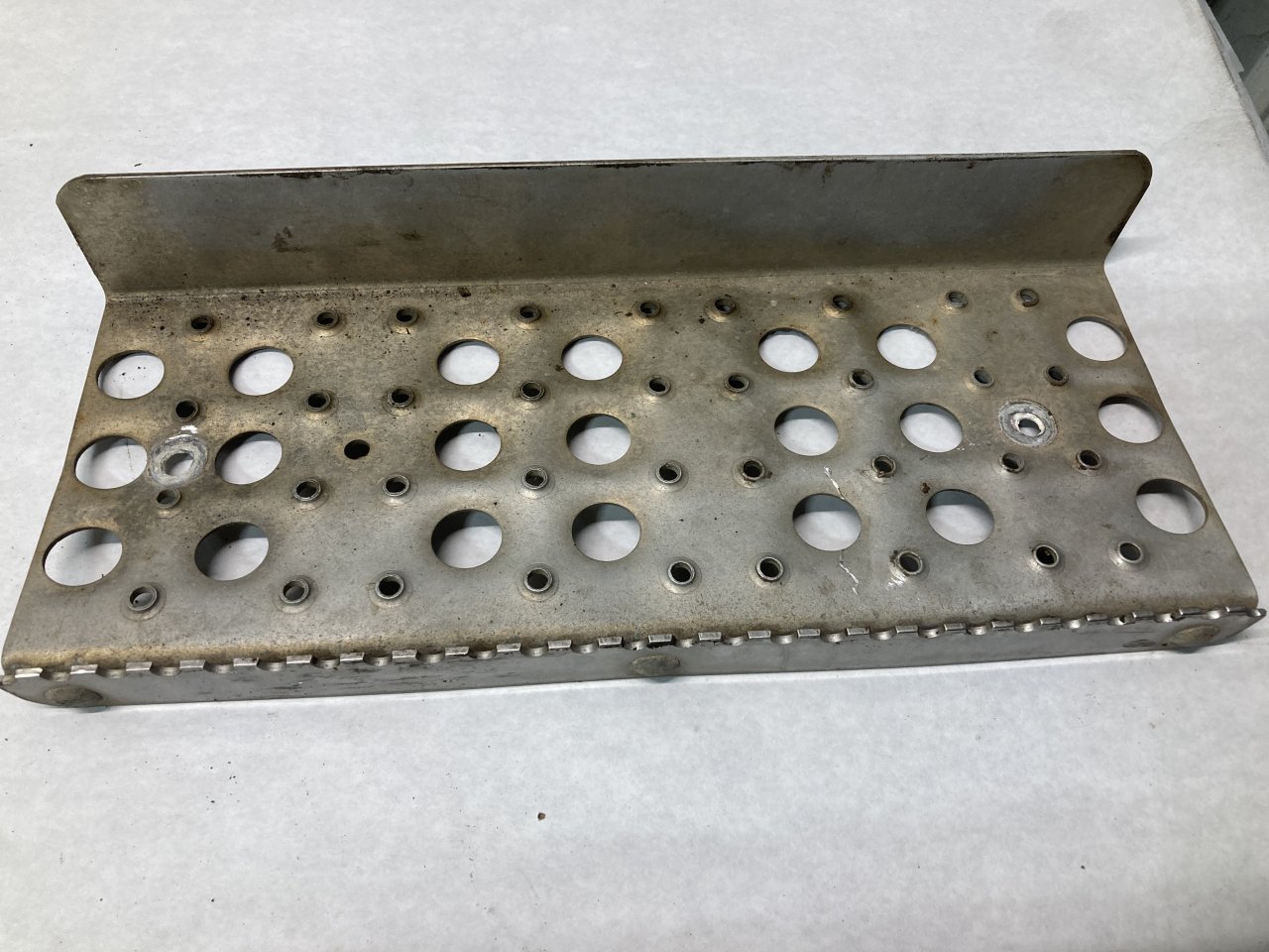 Freightliner FLA Step (Frame, Fuel Tank, Faring) for Sale
