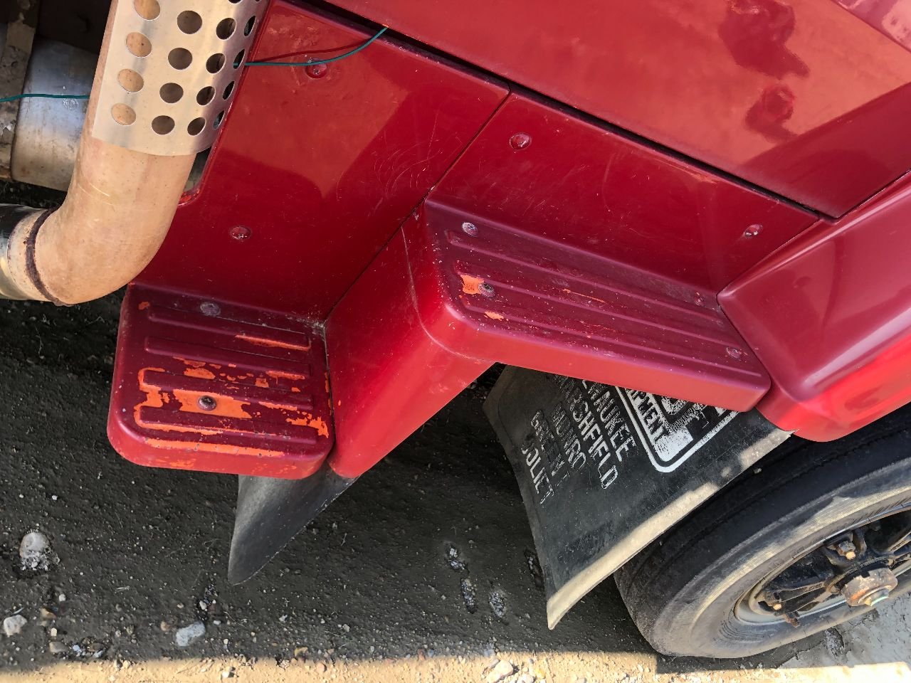 Ford LN8000 Step (Frame, Fuel Tank, Faring) for Sale