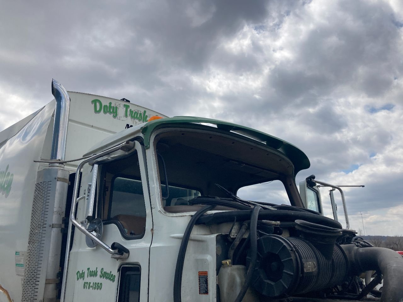 Mack CTP700B (GRANITE) Sun Visor (Exterior) for Sale
