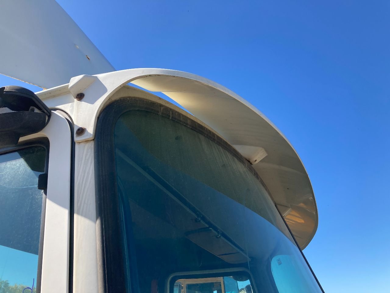 Mack DM600 Sun Visor (Exterior) for Sale