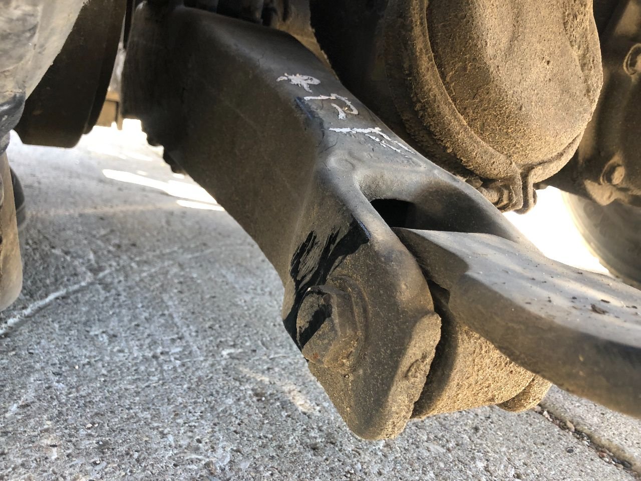 Peterbilt 378 Suspension Air Spring Pedestal for Sale