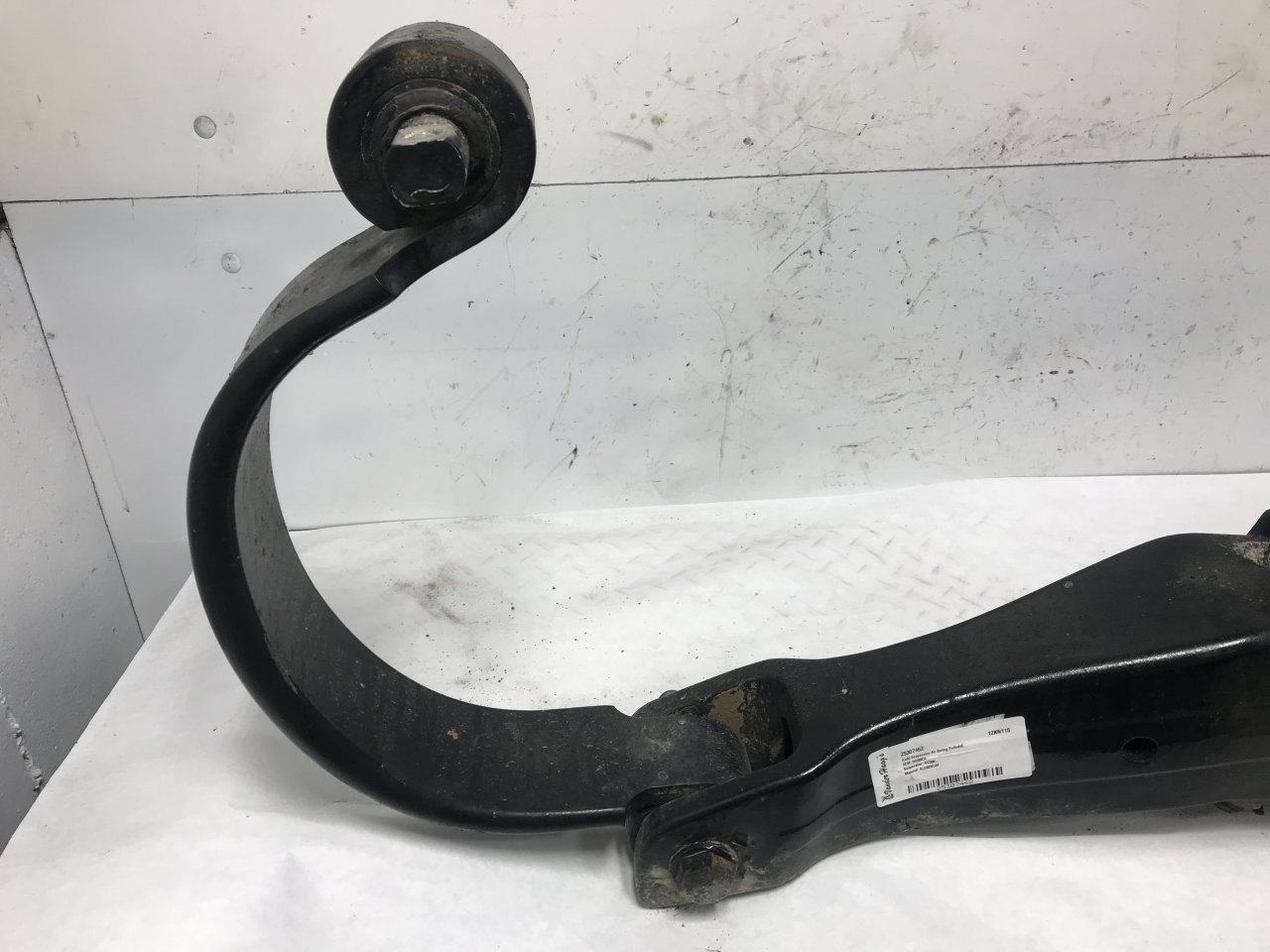 04088CA | Kenworth T660 Suspension Air Spring Pedestal for Sale